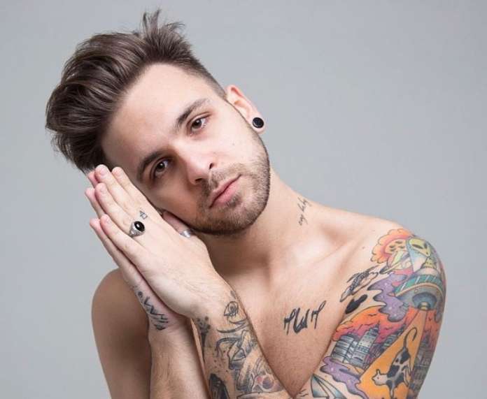 Alessio Bernabei news, fidanzata e novità sull'ex Amici e Dear Jack